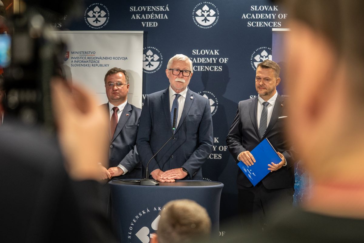 SAS - News - Slovakia One Step Closer to a New Supercomputer